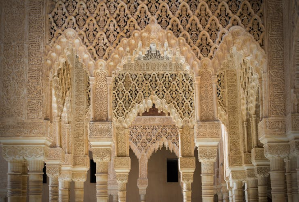Alhambra complete access with skip-the-line tickets and guided tour in ...
