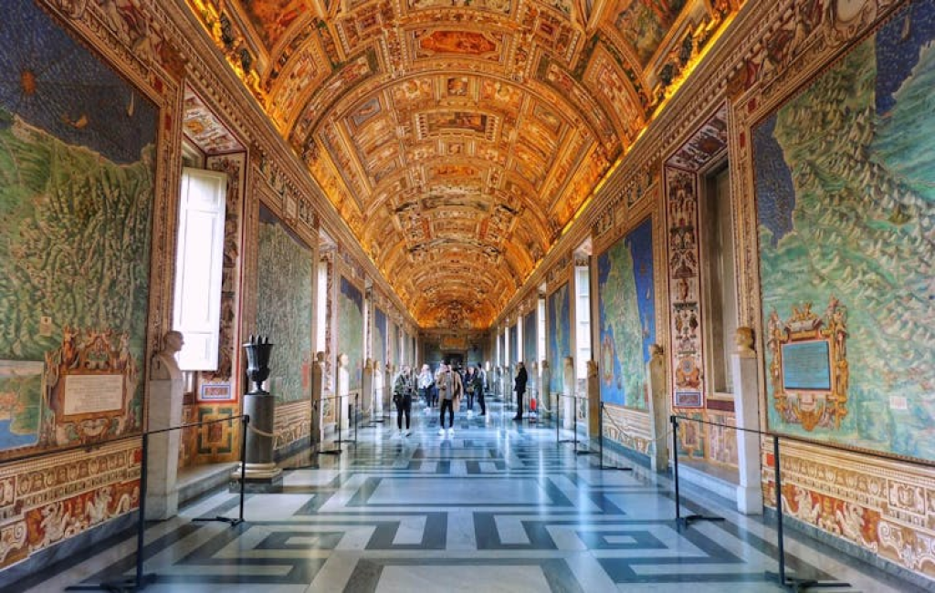 Semi-Private Early Morning Guided Vatican Tour - KKday