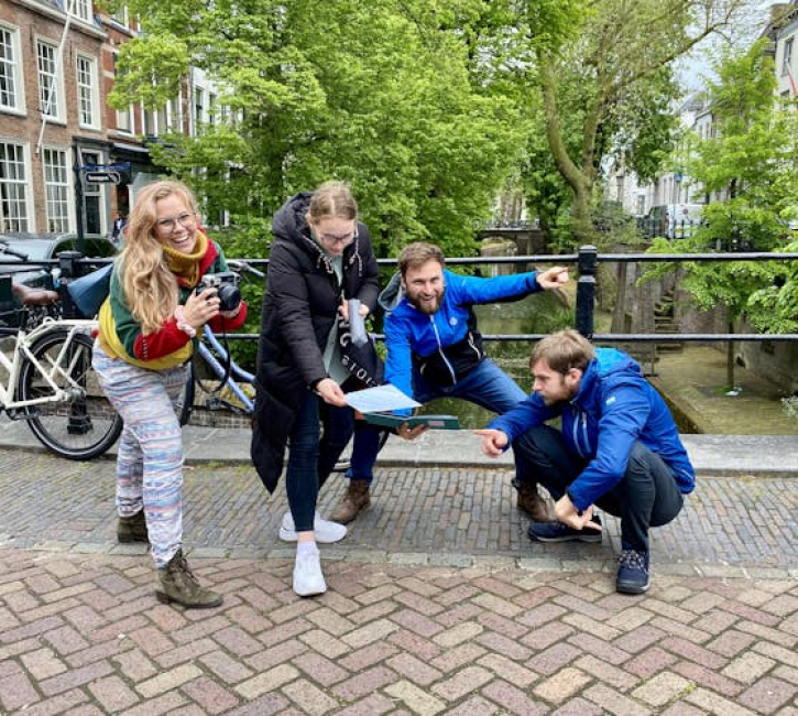 Utrecht photo challenge with a Polaroid camera - KKday