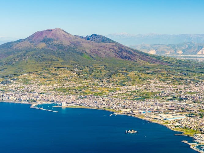 Vesuvius Easy Tour พร้อมบริการรับส่งจากเนเปิลส์ - KKday