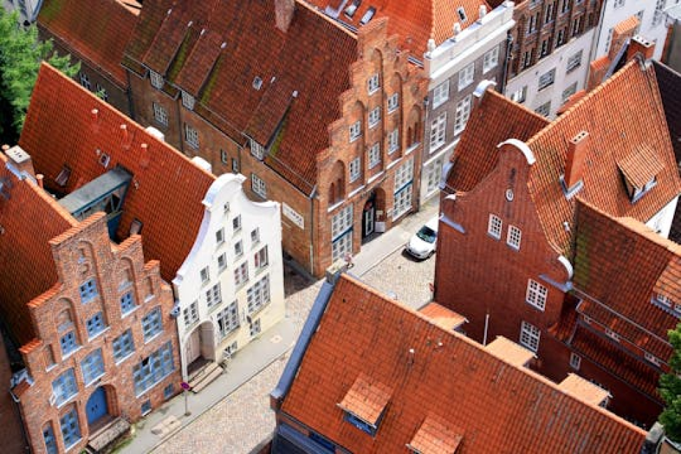 Hanseatic architecture private walking tour in Lübeck - KKday