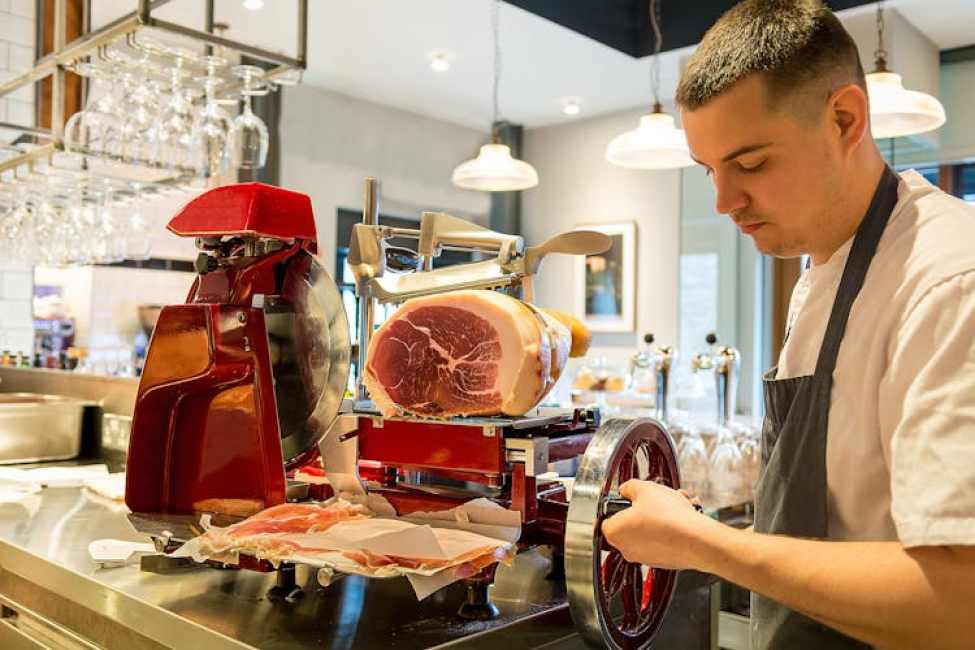 Parma ham factory experience - KKday