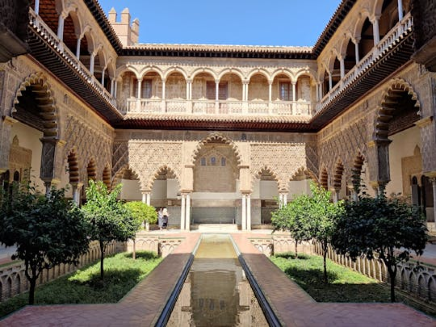 Real Alcázar de Sevilla: skip-the-line tickets and guided tour - KKday