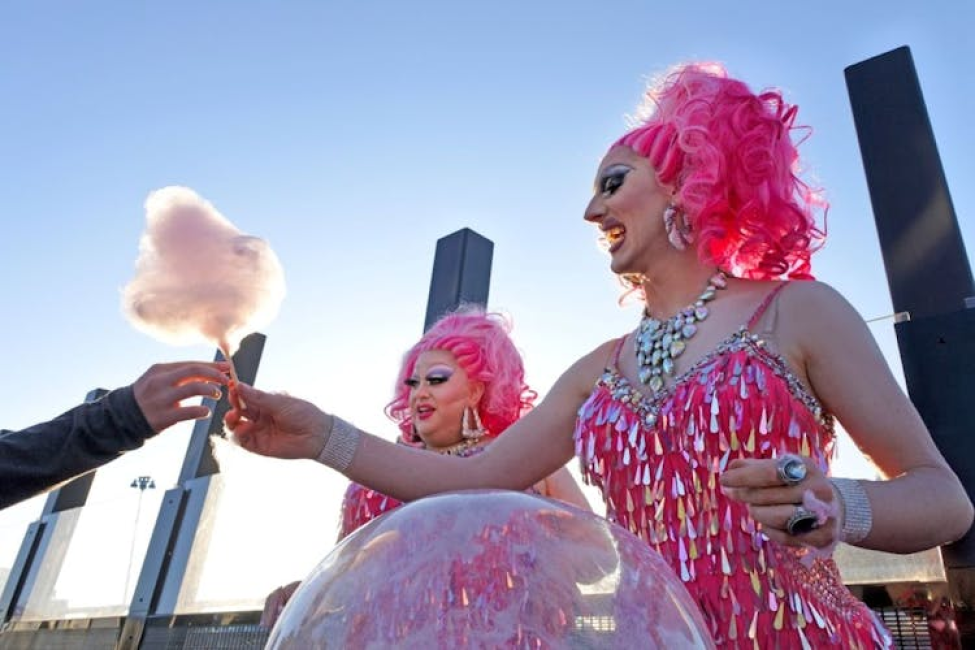 Savannah Drag Queen pub crawl tour - KKday