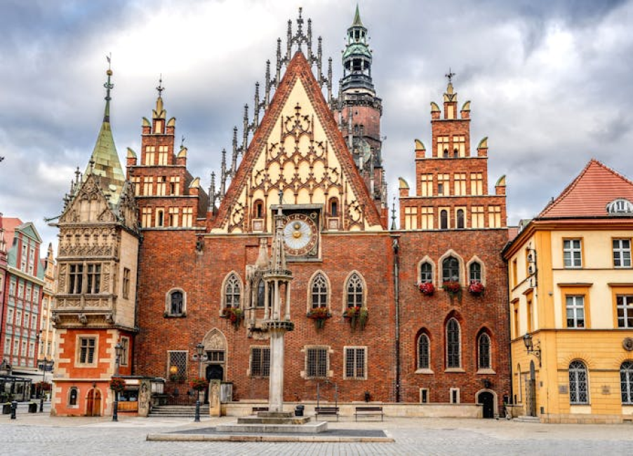 1-hour Tour of Wroclaw with a Local - KKday