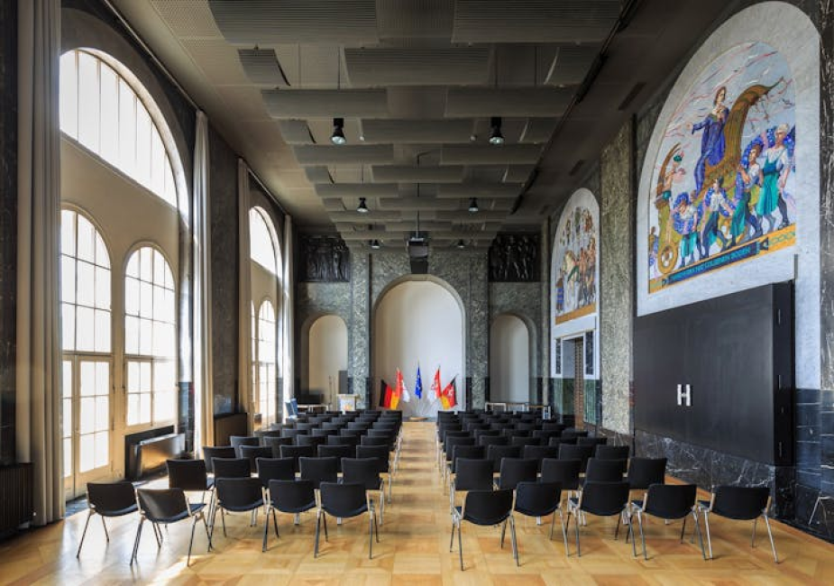 Hanover new town hall guided tour - KKday