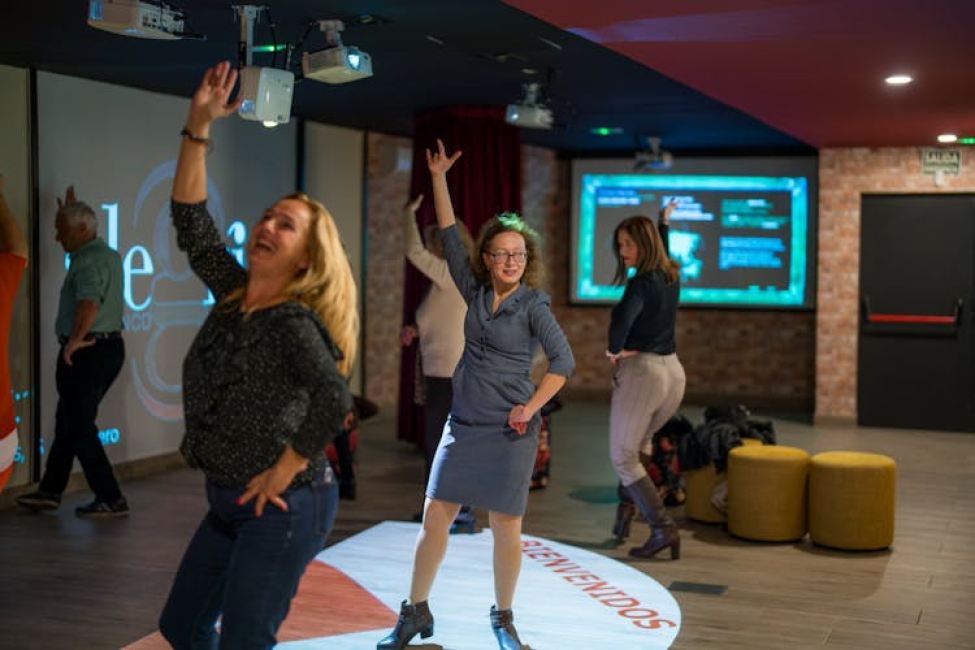Interactive flamenco experience and guided tour in Málaga - KKday