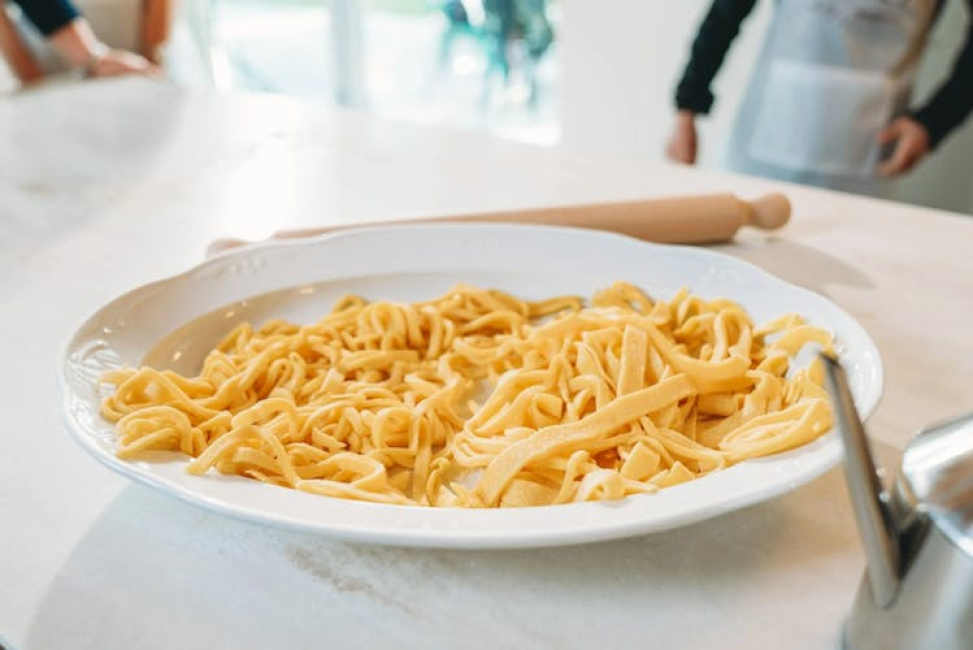 Tuscan cooking class: pasta making and sauces with lunch or dinner - KKday