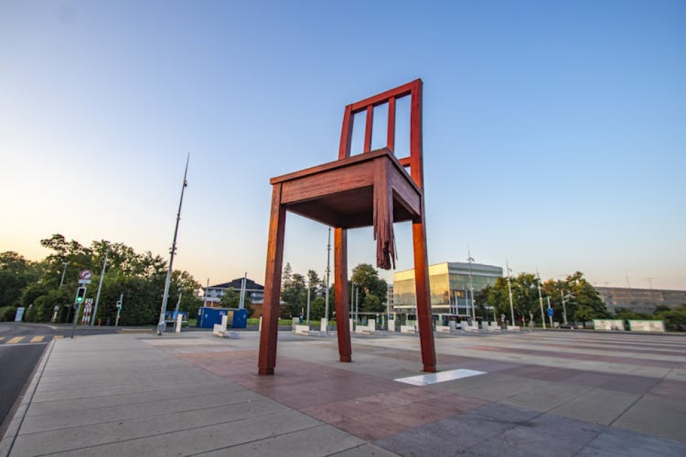 Walking tour of Geneva's best photo spots with a local - KKday