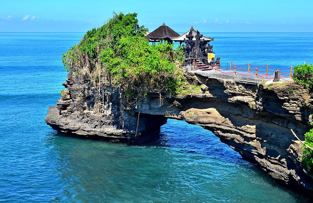 15 Seater Private Mini Bus Charter | Indonesia Bali - KKday