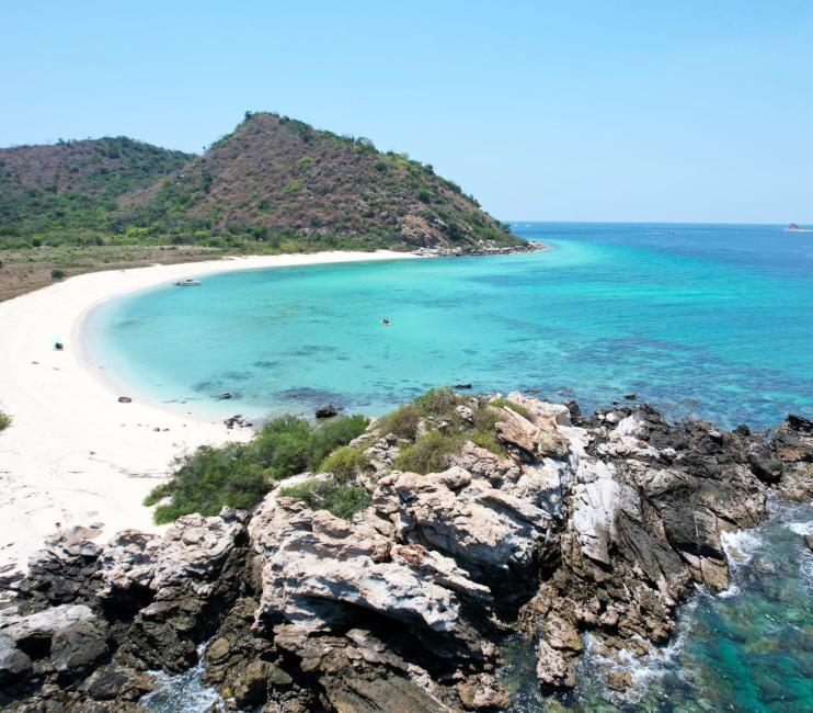 芭達雅環島遊：Koh Krok、Koh Sak、Koh Larn 和水上活動（含午餐）泰國 - KKday