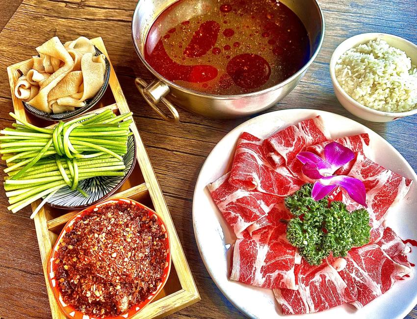 Purchase and Use Immediately ｜Red Nine-nine People Yuanyang Hot Pot ...