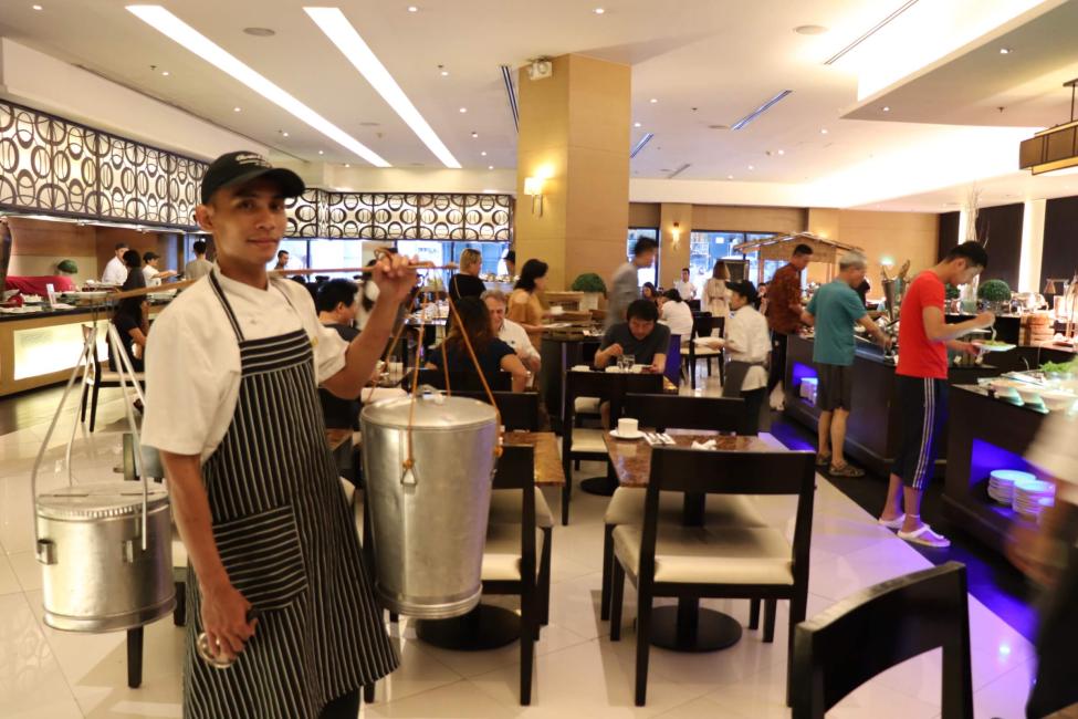 บุฟเฟ่ต์ที่ร้าน Pusô Bistro & Bar ในเซบู - KKday
