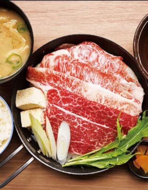 Ginza, Tokyo | Hotpot Taishu Sukiyaki Hokuto (Ginza Corridor store ...