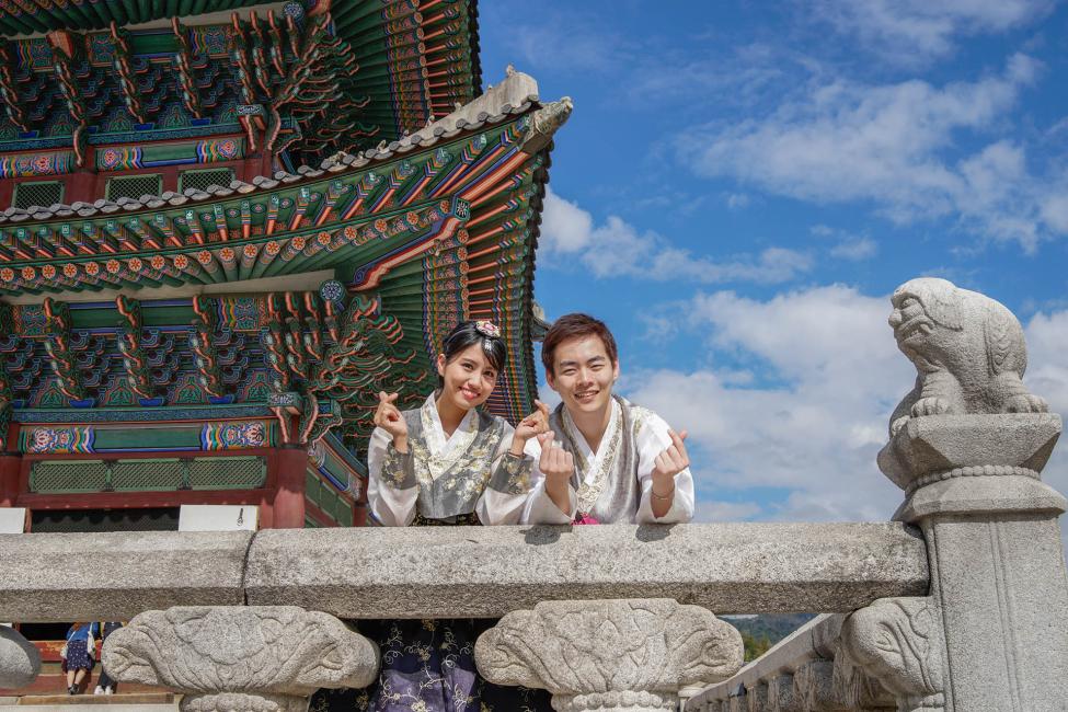 Korea Hanbok Rental & Photo Shoot in Gyeongbokgung Palace | Seoul - KKday