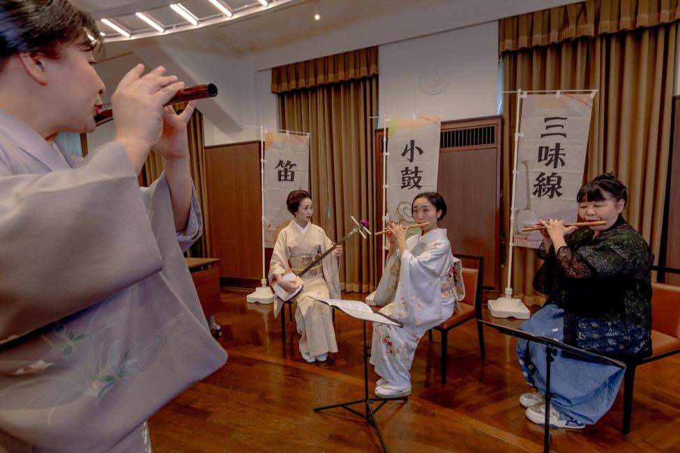Tokyo Experience the Elegance of Edo :Japanese traditional music ...