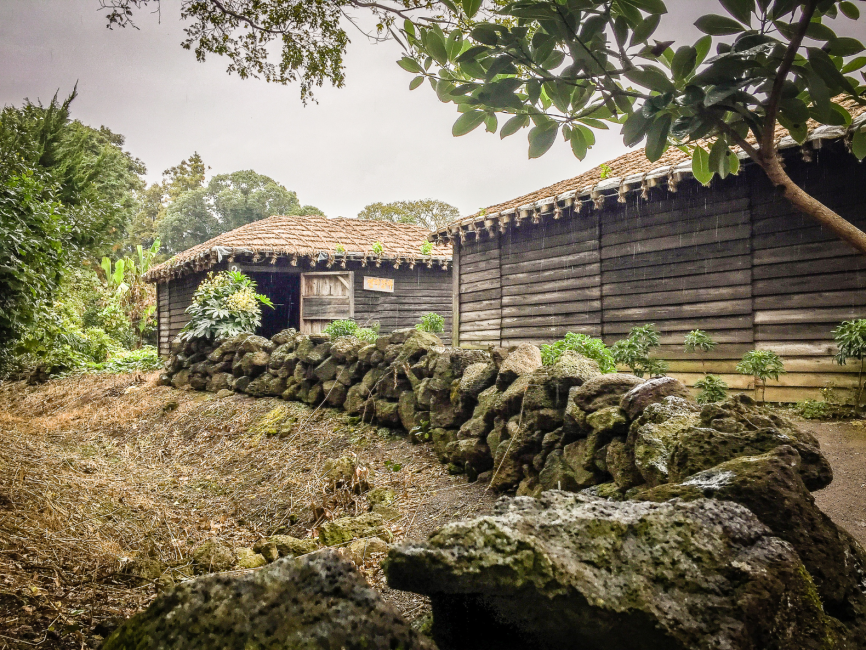 Jeju Eastern UNESCO Sites Tour: Must-Visit Seongsan & Cave & Folk ...