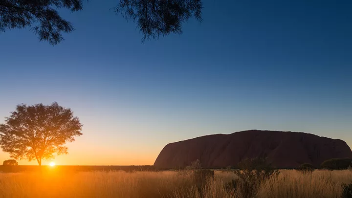 Red Center 4 Day 3 Nights Highlights Tour | Ayers Rock Resort Departure ...