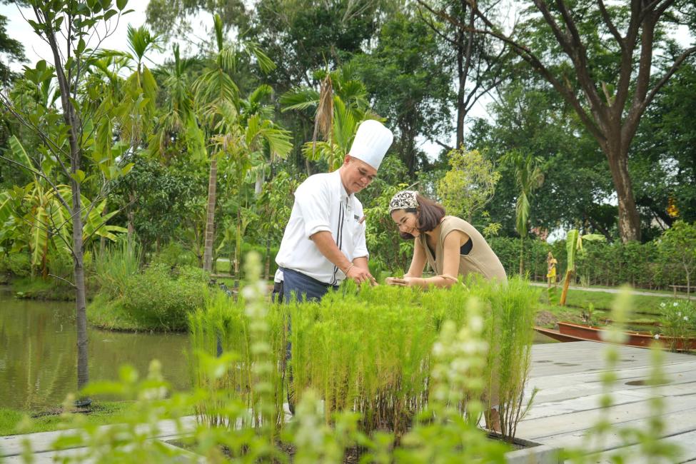 Thai Culinary Class at Kalanan Riverside Resort | Thailand - KKday