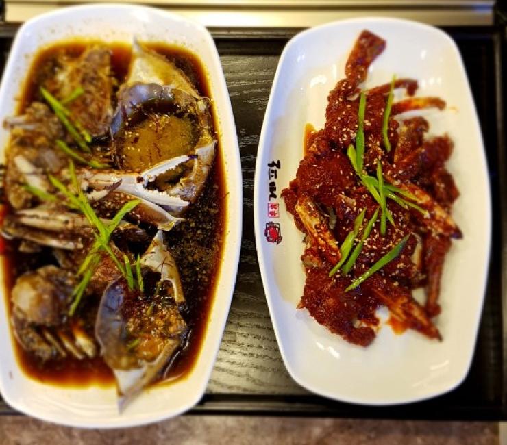 Korea Busan Sinhwa Gepan Seafood Restaurant (Seomyeon Branch) - KKday