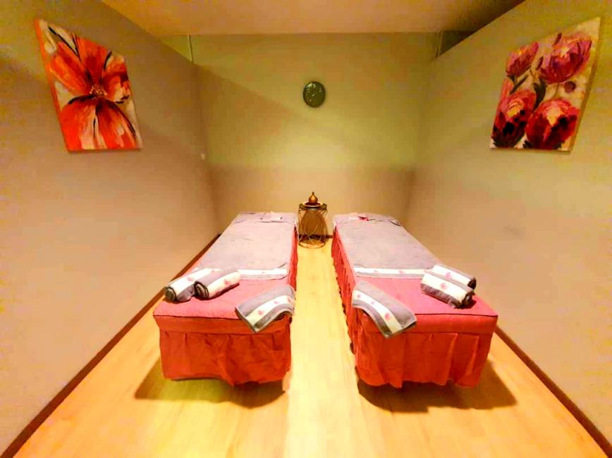 Kota Kinabalu Pink Moon Massage - KKday