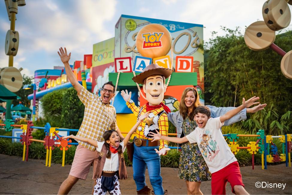 The 5 Best Family-Friendly Amusement Parks in the US - KKday Blog