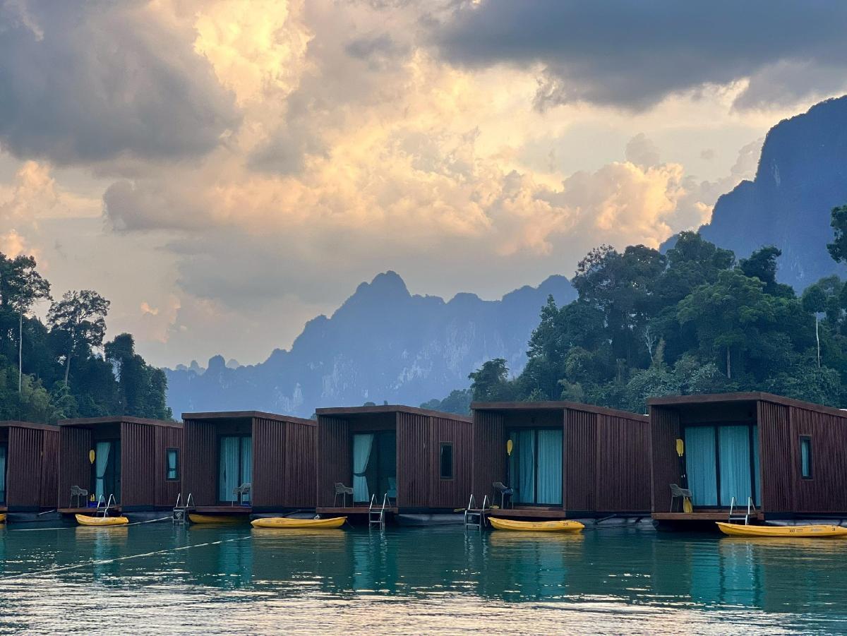 360° issara Floating Resort - KKday