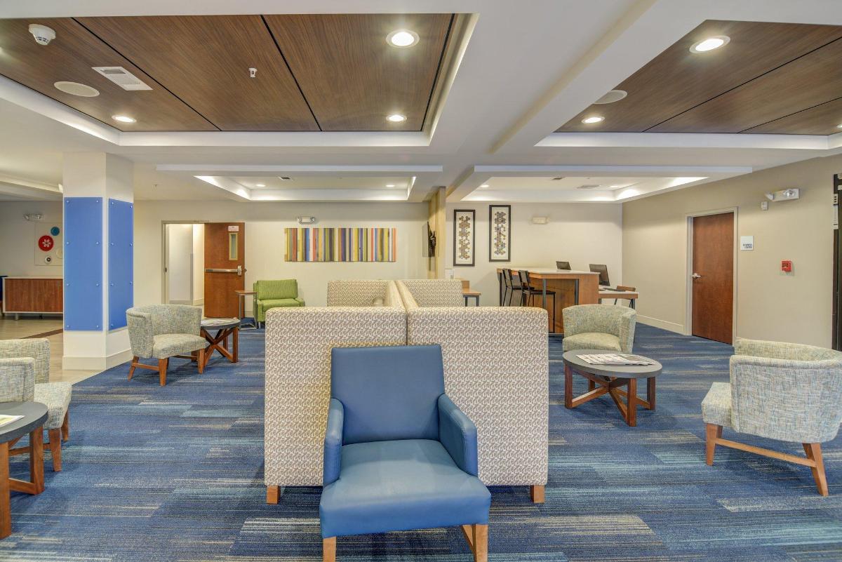 Holiday Inn Express Hotel & Suites Foley By IHG - KKday