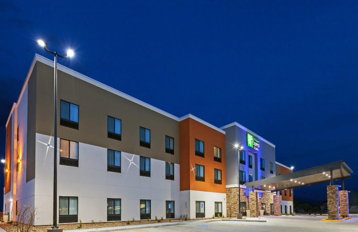 Holiday Inn Express & Suites Perryton By IHG - KKday
