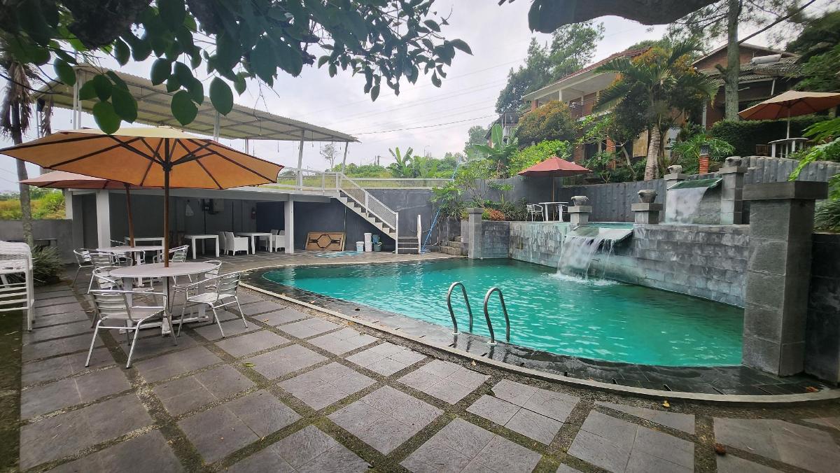 Bukit Alamanda Resort & Resto - KKday