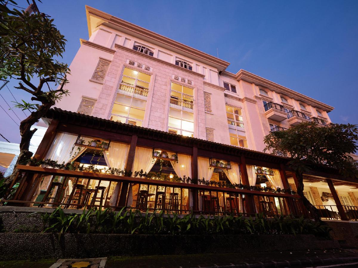 Alron Hotel Kuta - KKday