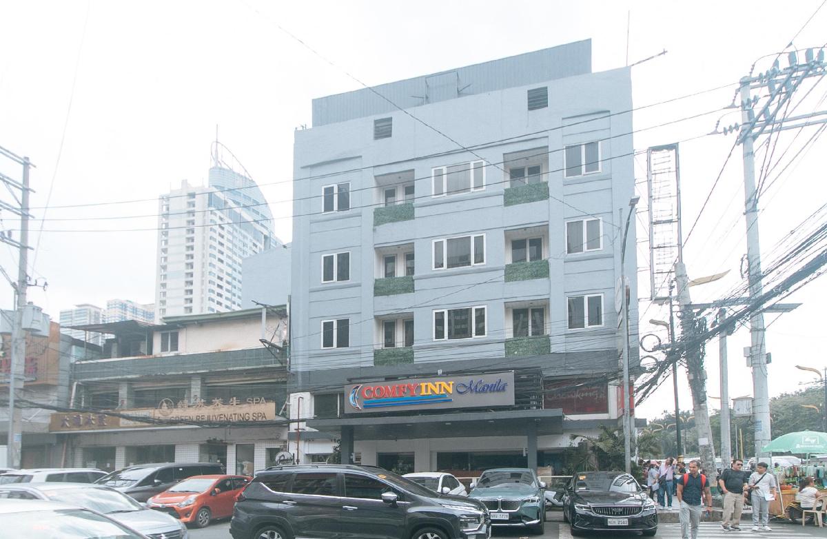 Comfy Inn Manila Kalaw by RedDoorz - KKday