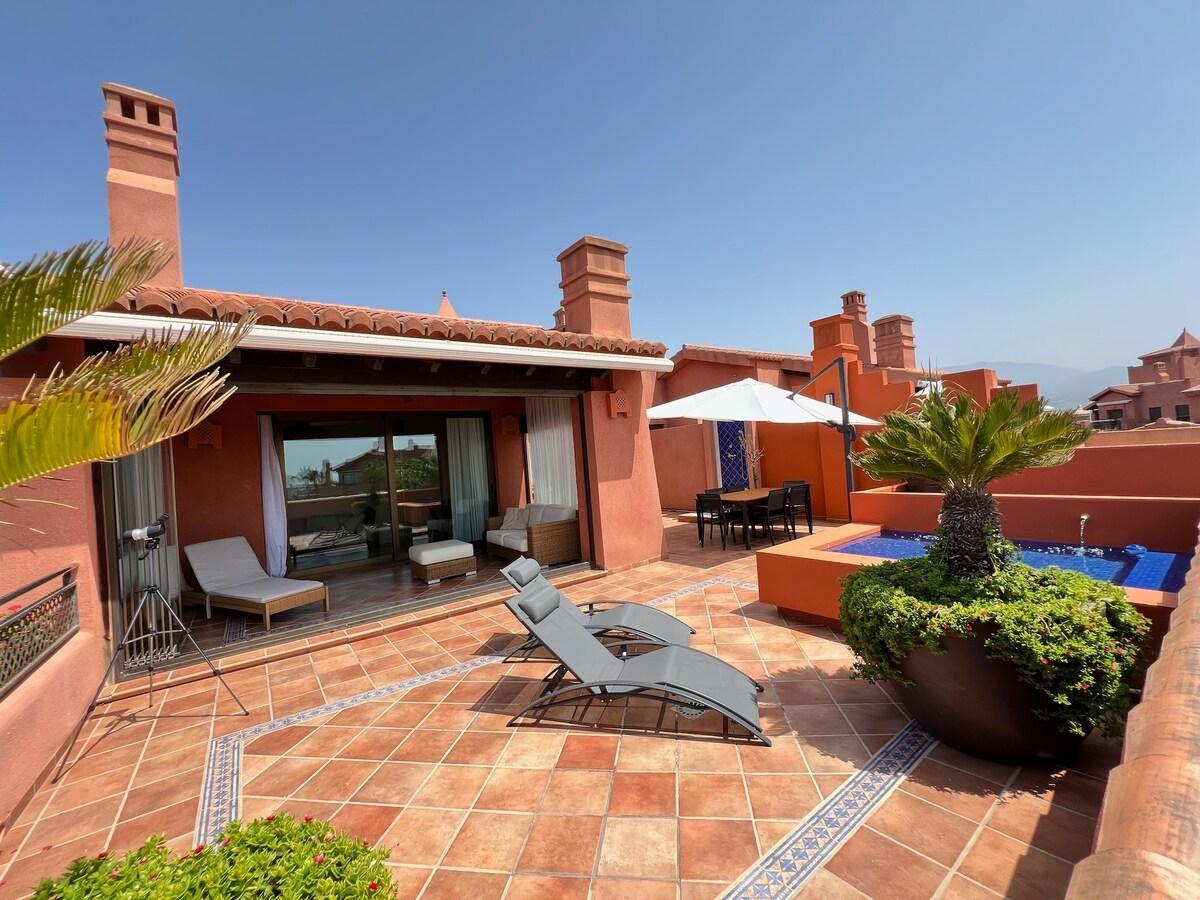 PUSHE Penthouse Playa Granada Beach & Golf 1 - KKday