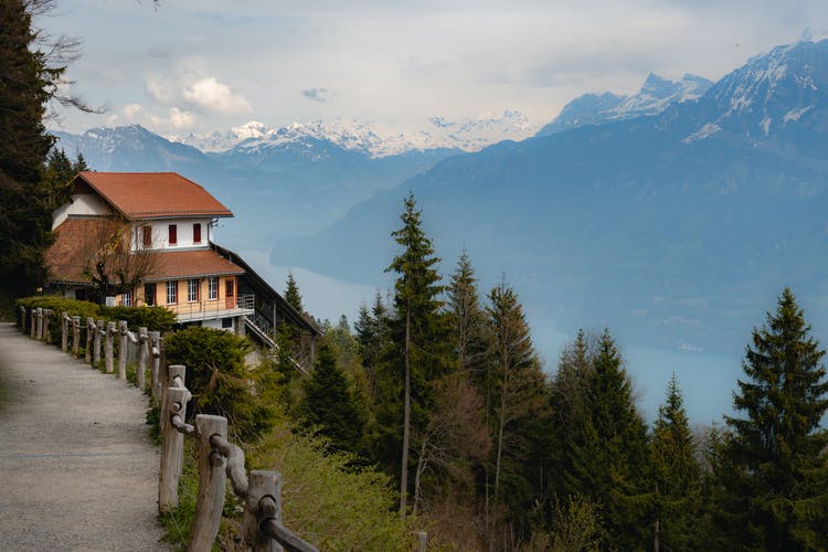 Tour of the photogenic Interlaken with a Local - KKday
