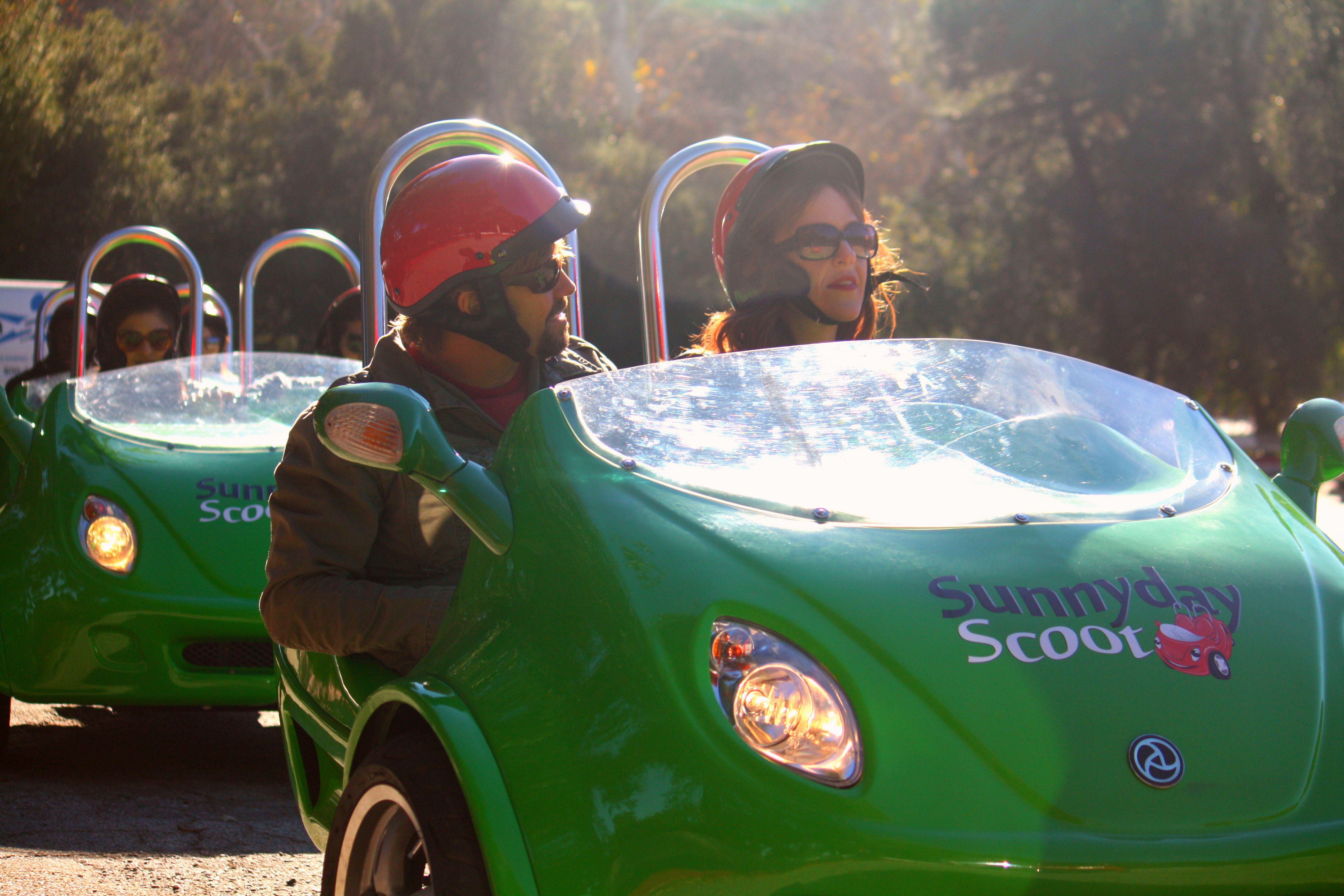 Sunny Day Scoot: Three-Wheeled Auto Sunrise Tour｜Los Angeles - KKday