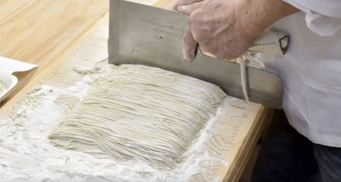 Japan Soba Making Masters Association Edogawa Kobo Hand-made soba ...