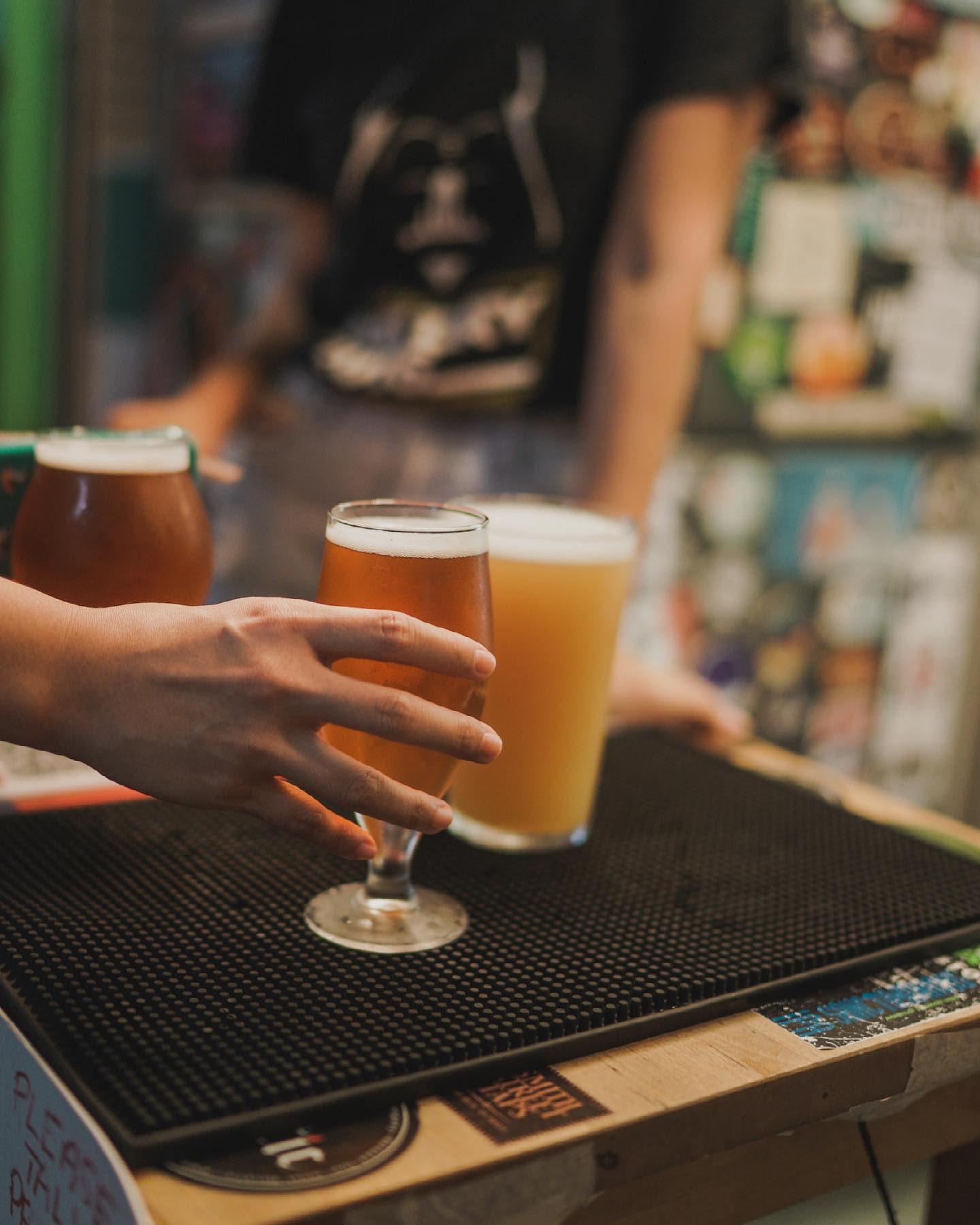 [KKday Exclusive: ลดสูงสุด 40%] Smith Street Taps: Hawker Craft Beer ...