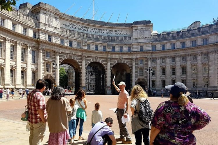 British Royalty walking tour including the Changing of the Guard - KKday