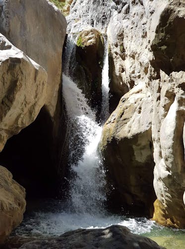 Sarakina Gorge and south coast guided tour - KKday