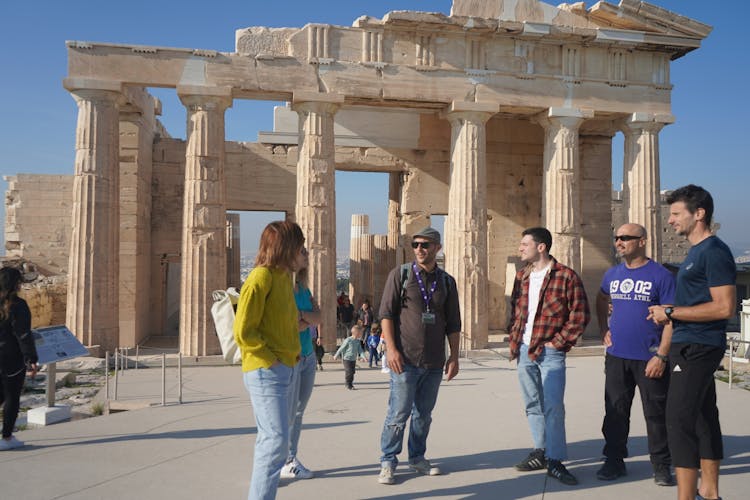 Tour xe đạp có hướng dẫn tham quan Phố cổ Athens và Acropolis - KKday