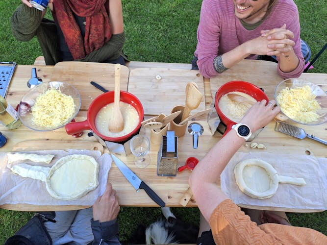 Swiss cheese fondue cooking class experience - KKday