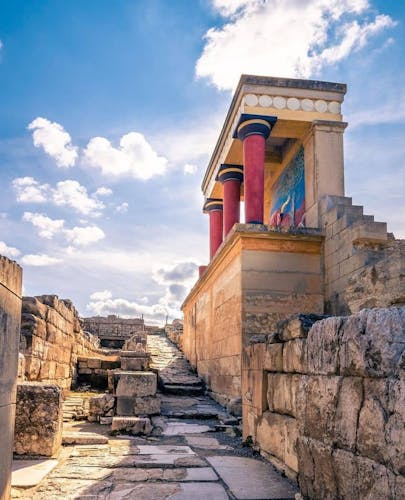 Tour of Knossos Palace and Museum with wine routes tour of Heraklion ...