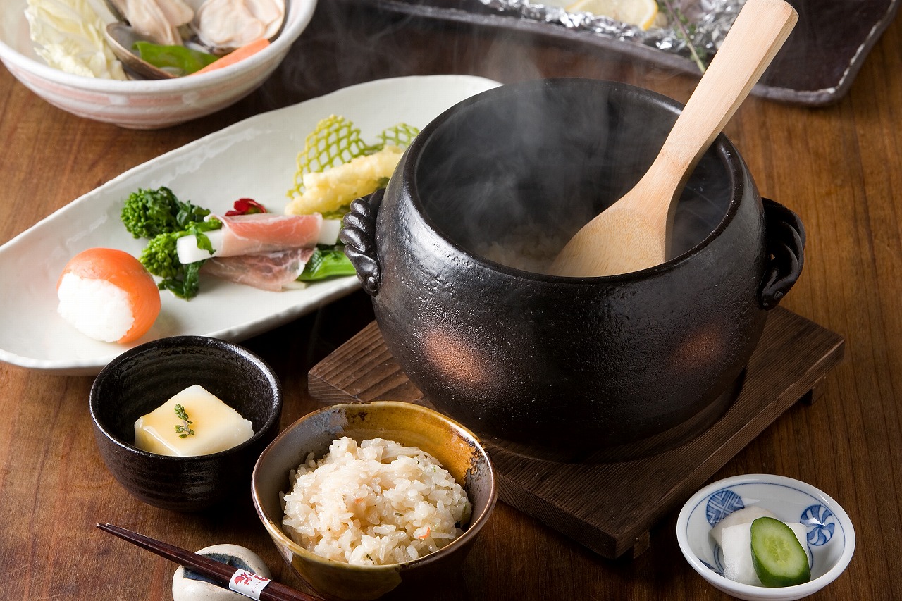 Tenjin, Fukuoka Prefecture | Yakitori Tsuki No Hana（月の花）| Seat ...
