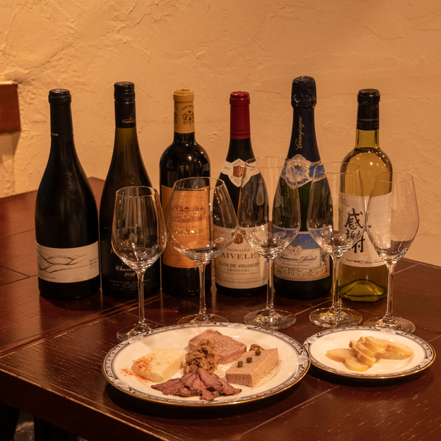 จังหวัดคานากาว่า เมืองคันไน/เมืองอิเซซากิ |. ร้านอาหาร Wine Cave Raise ...