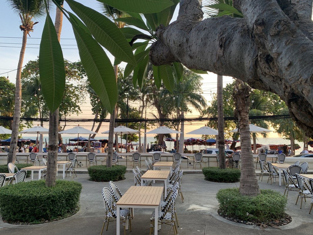Beach Kitchen by Avalon Beach Resort Pattaya (Pattaya) | ประเทศไทย - KKday