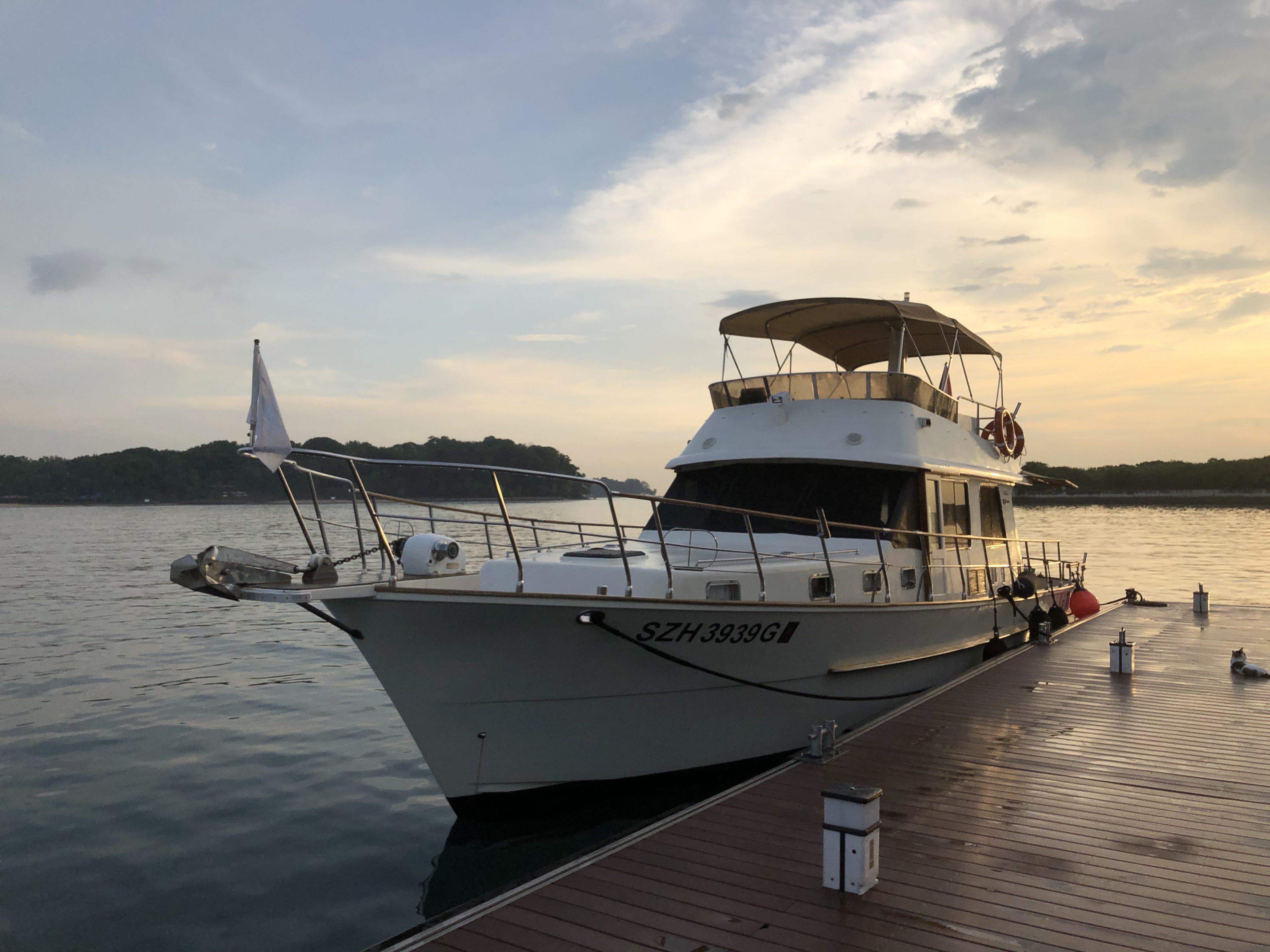 Southern Islands Yacht Guided Tour: Kusu Island, Sisters Islands, Pulau ...