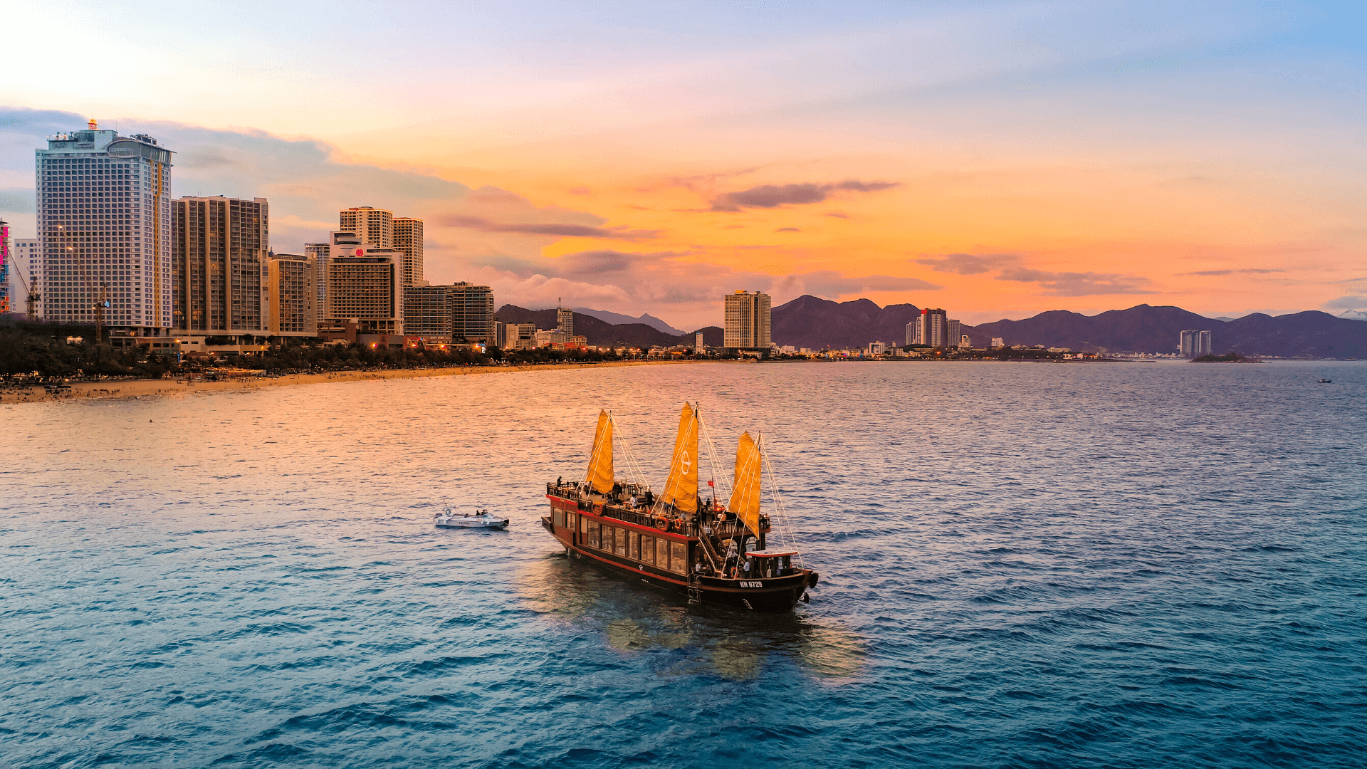 Nha Trang 5-star Emperor Sunset Cruises Experience - KKday