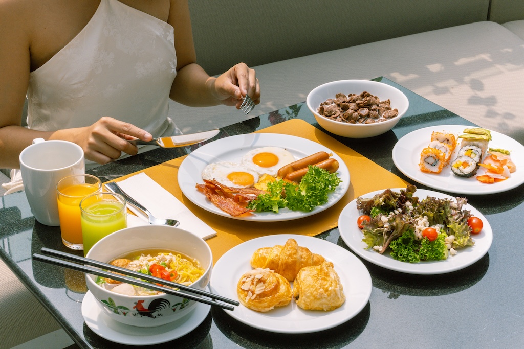 Gallery Kitchen at Hyatt Place Sukhumvit 24 | Bangkok - KKday