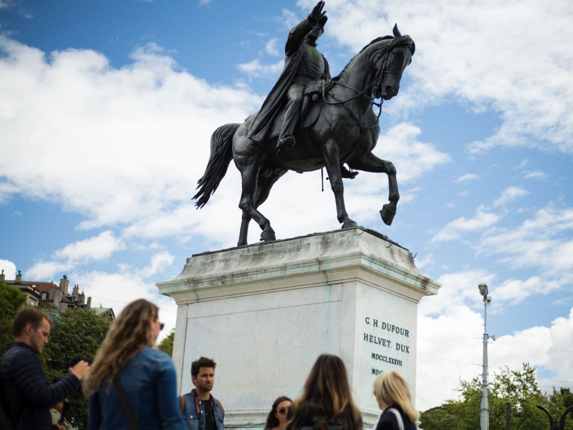 Geneva: the whispering Old Town - City tour including aperitif - KKday