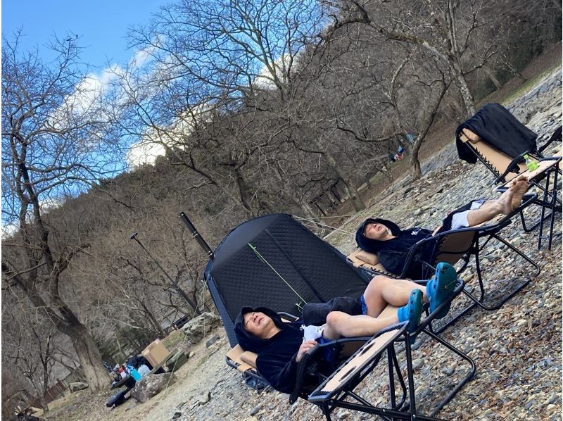 [Miyagi, Tome] A waterfall-shaped cold bath!? An outdoor sauna that ...